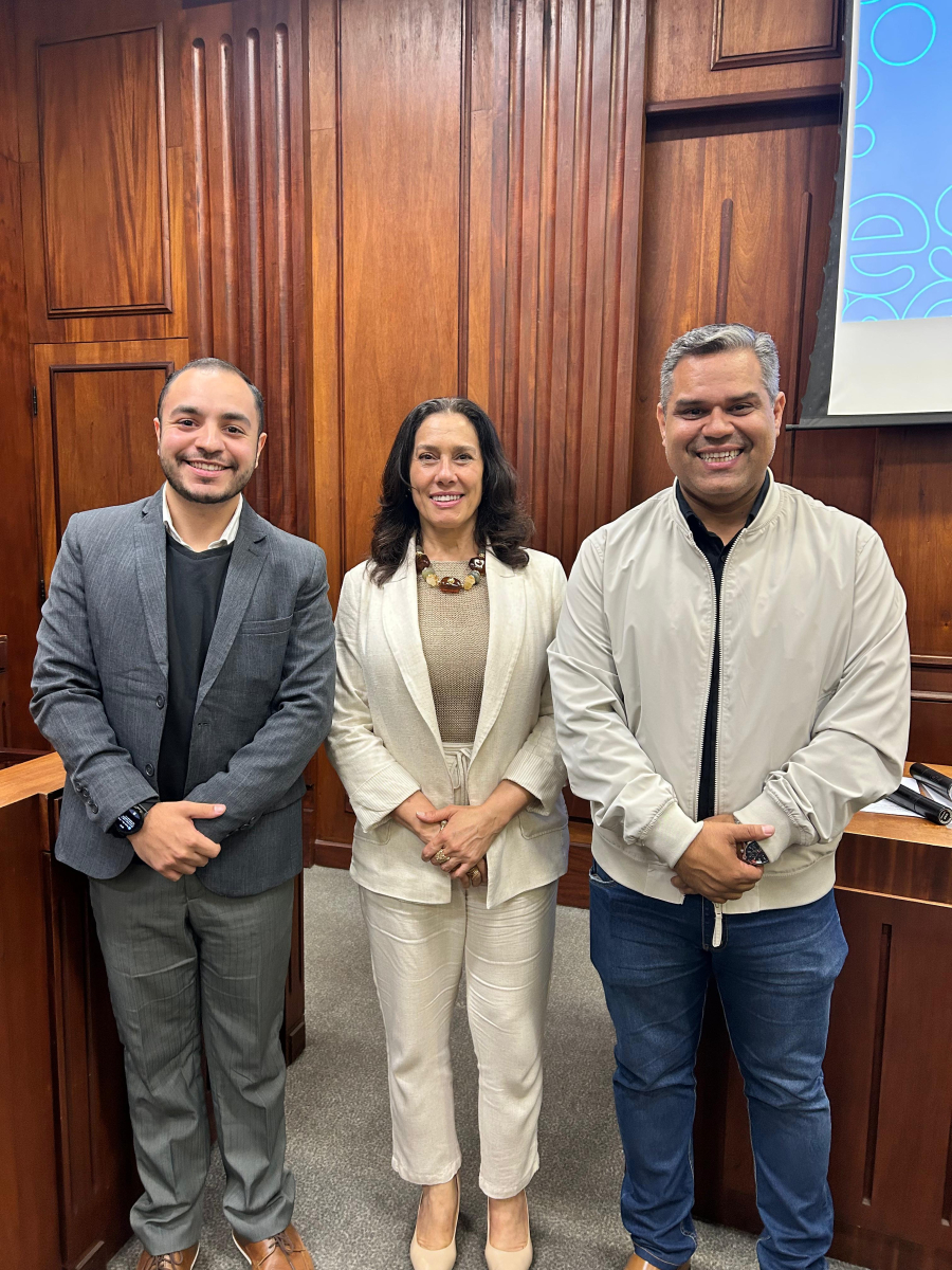 Patrick Kaliel, Regina Maria Silvério e José Luiz Furtado debatem ...